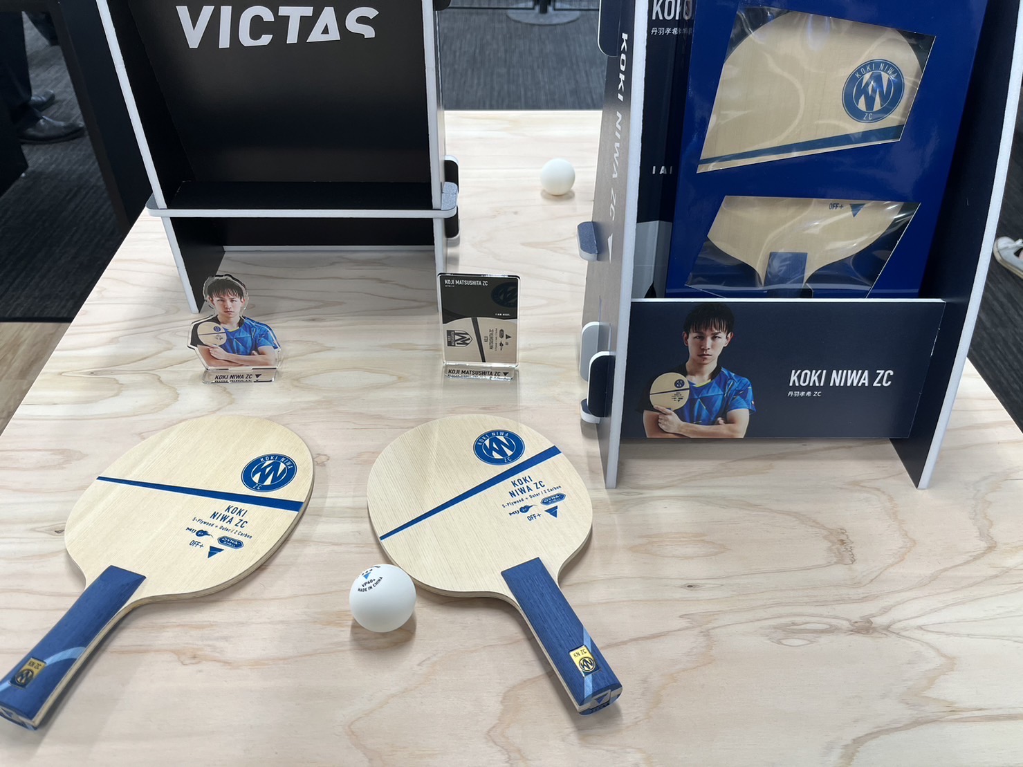 VICTASの展示会に参加してきました！ – 東京新宿の卓球教室 | レッスンを受けるならZEOS卓球スタジオ